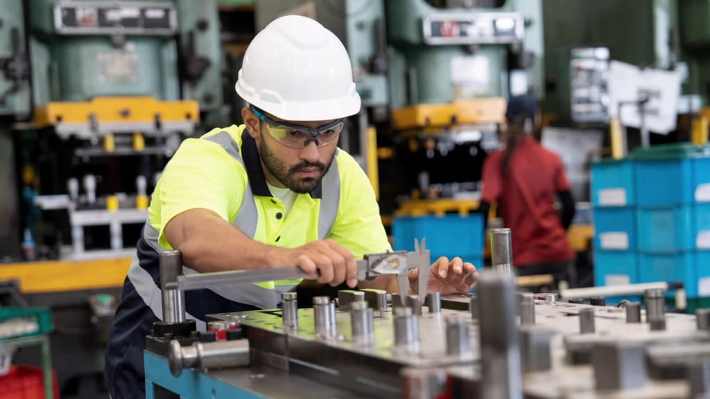 Packer Fastener Gets Complete Picture of Business